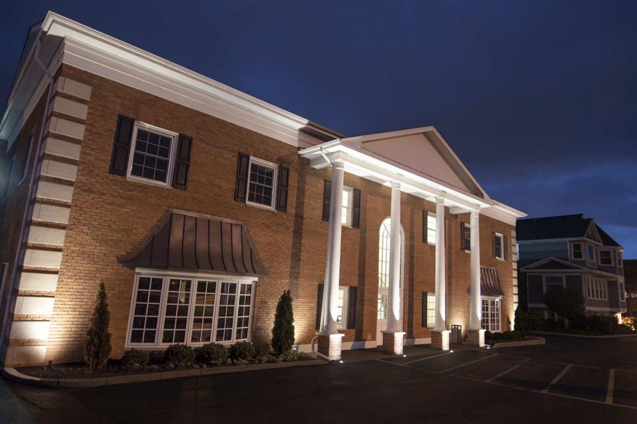 Commercial Buildings – Outdoor Lighting in Chicago, IL | Outdoor Accents